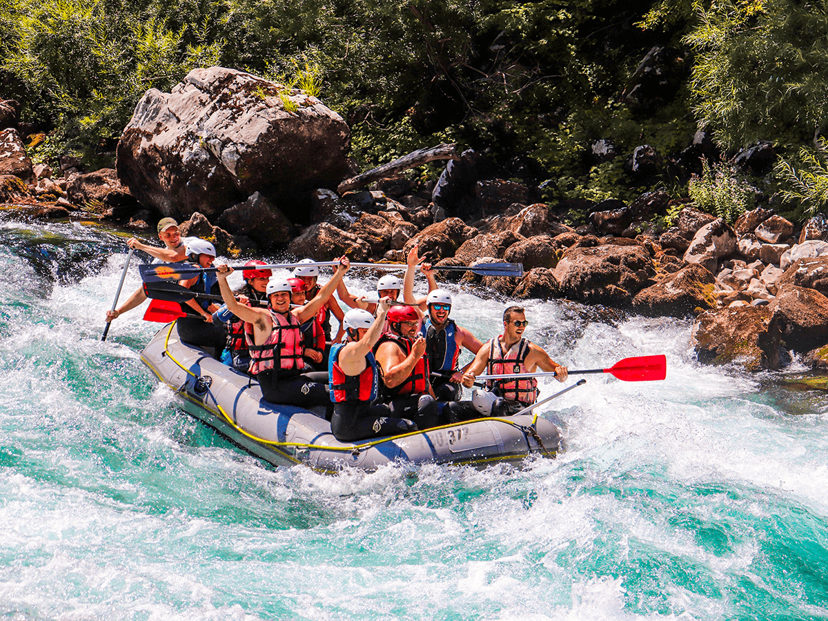 Zabava za celo društvo - rafting na Tari - City Magazin