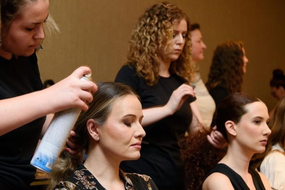 Postani muški ili ženski frizer i profesionalni šminker - City Magazin